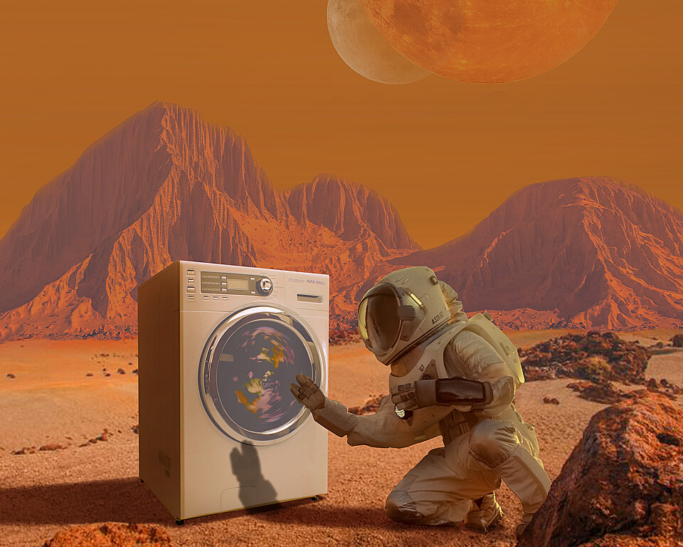Space washing machine