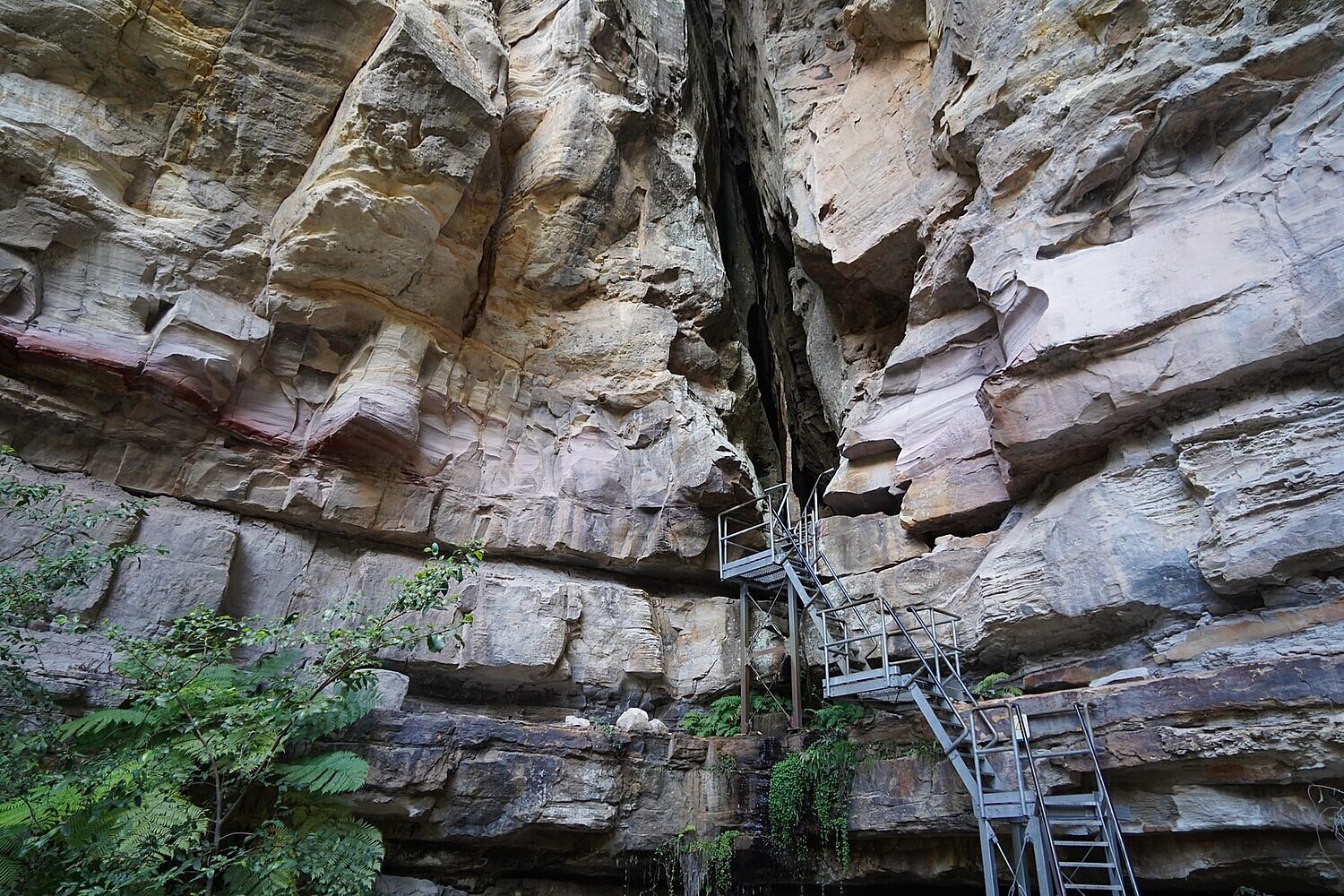 147 photos of Enclosed Rock Amthitheatre